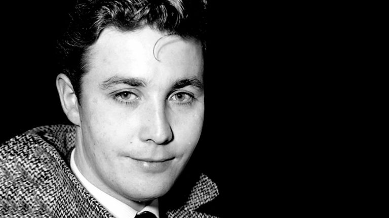 Egy hírhedt turf-krónikás élete – Jeffrey Bernard (1. rész) – Kincsem Park